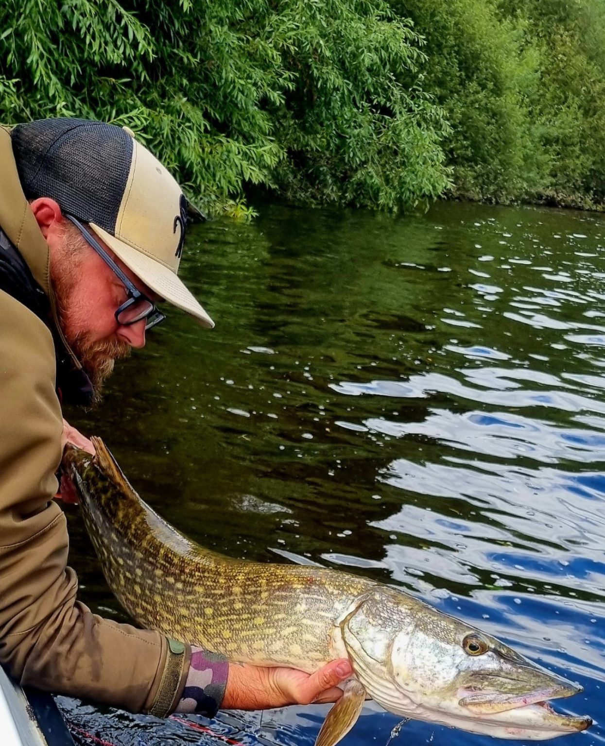 How to Pike Fish with Lures - Predator Fishing World